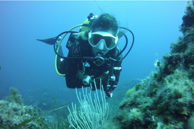 Bautizo de buceo en Menorca ¡Descubre su reserva marina!