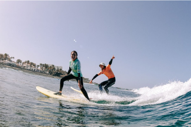 Clases de surf en Tenerife ¡Surfea en el mar como nunca!