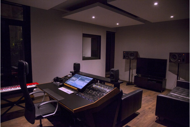 Estudio de Grabación en Barcelona ¡Sé una estrella! | Aladinia