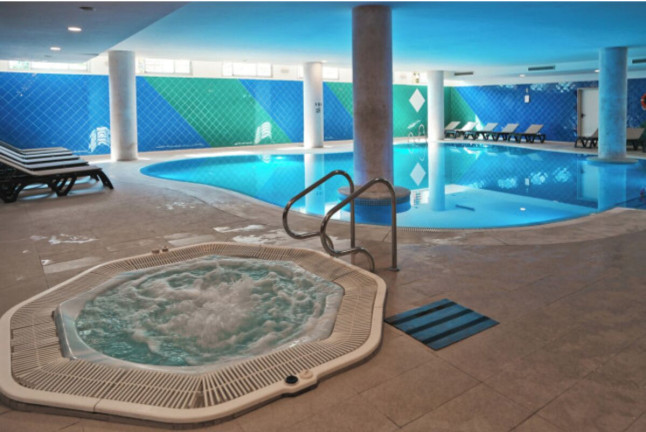 Spa, Masaje y Cena para dos en Hotel Islantilla Spa ¡Paz!