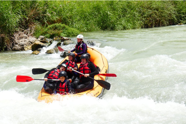 Rafting en Familia por el Río Genil de Córdoba ¿Te apuntas?