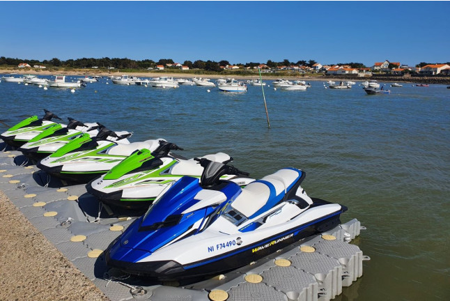 Balade en Jetski sur la côte Atlantique à Préfailles