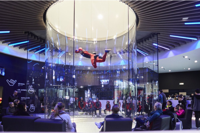 Chute Libre Indoor 4D à Lyon - Expérience Unique chez iFLY