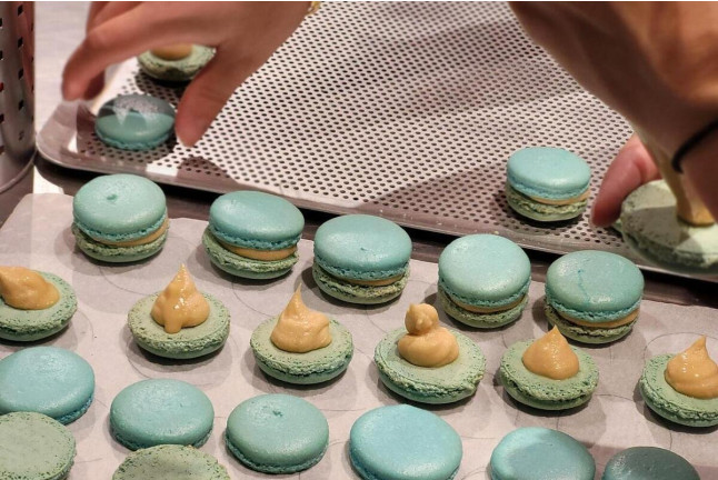 Atelier Macarons à Paris et à domicile pour deux | Aladinia